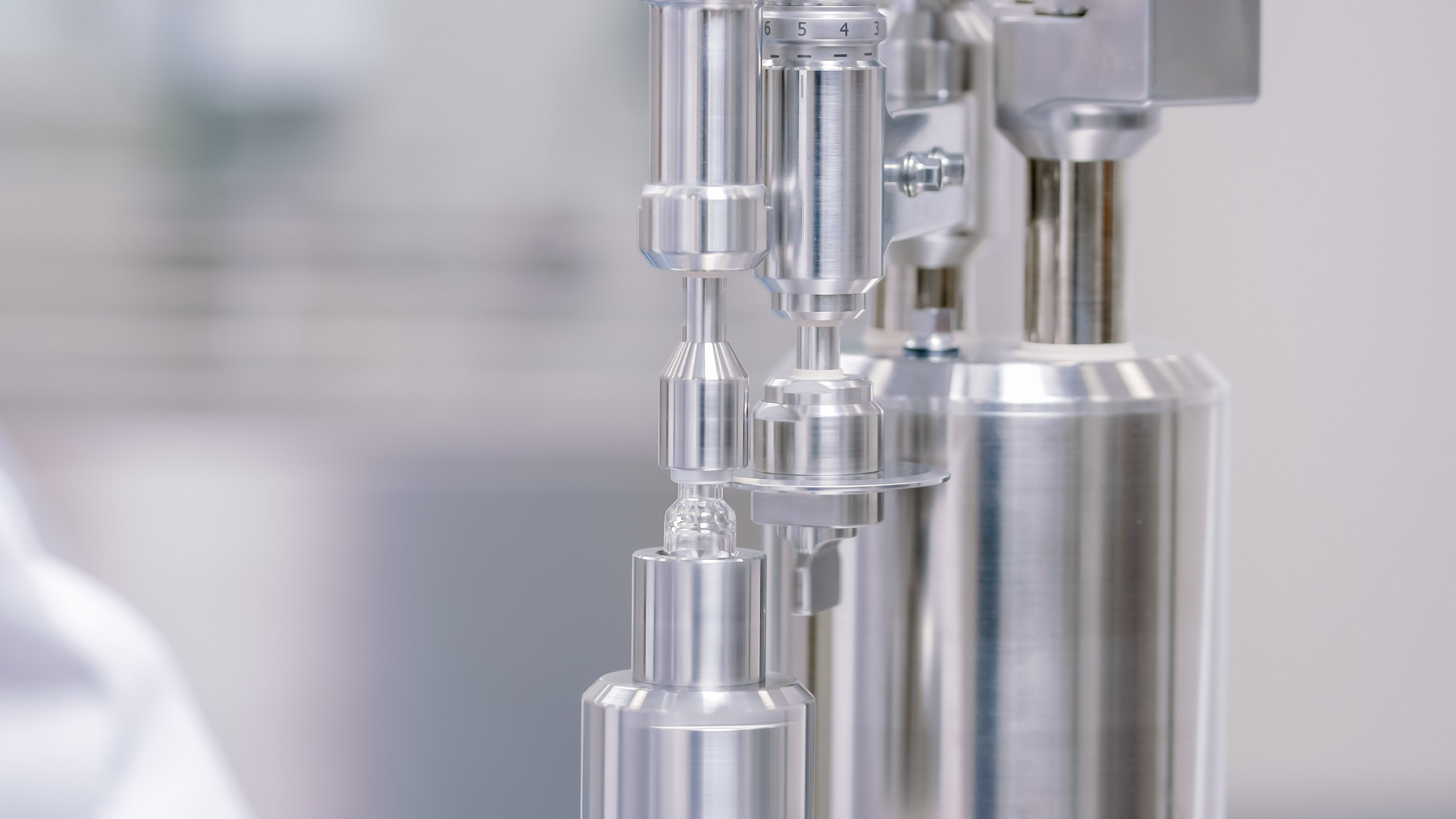 Robotic Fill-Finish Cell | Pharma Equipment | Aseptic Fill-Finish